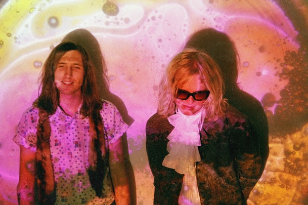 Psychedelisch rockduo The Wands: “onze ouders snapten het pas toen ze ...